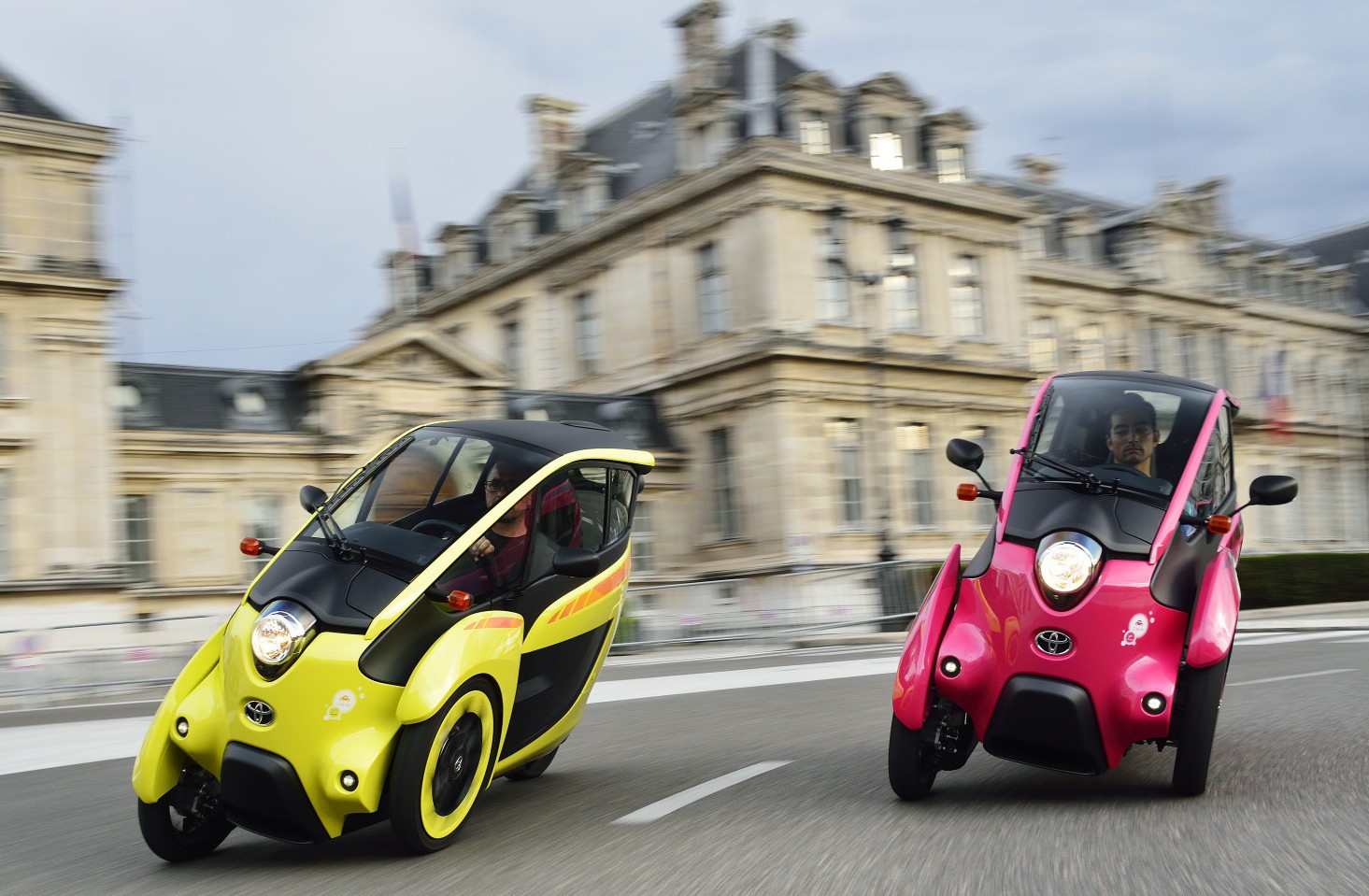 How self driving cars will lead to small, shared, electric vehicles ...